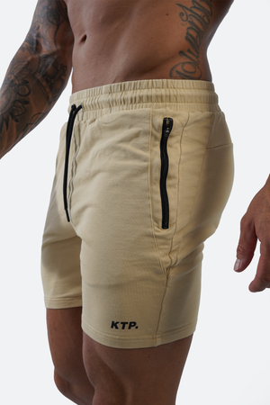 ESSENTIAL 2.0 SHORTS - SAND